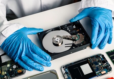 Exos M i Iron Wolf Pro – do 30TB na jednym dysku. Jak prezentują się ...