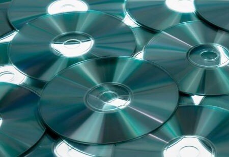 Nowa era przechowywania danych na płytach. Powrót CD? | Poradnik Media ...