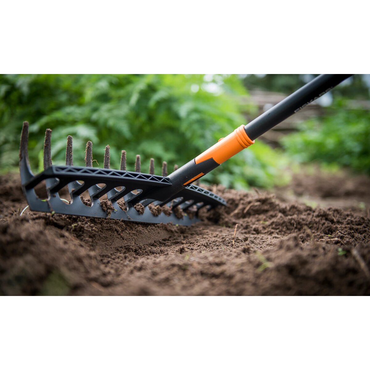 FISKARS 1003466 do trawy Grabie - ceny i opinie w Media Expert