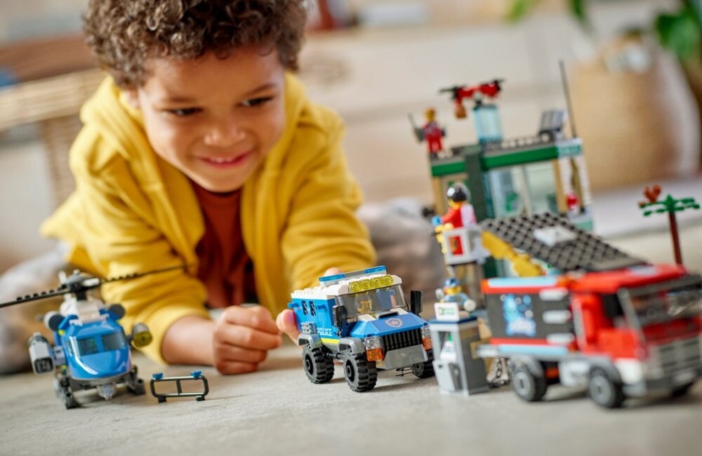LEGO 60317 City Napad na bank - niskie ceny i opinie w Media Expert