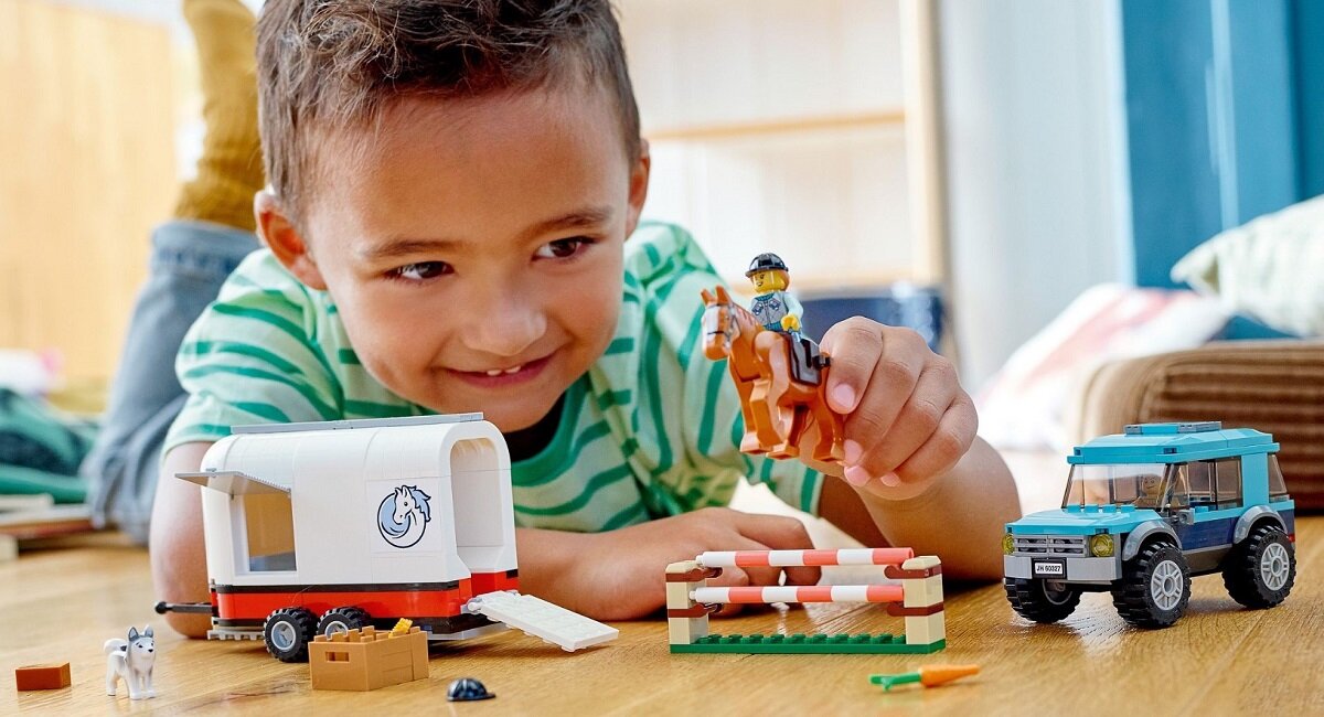 LEGO City Przyczepa do przewozu koni 60327 - niskie ceny i opinie w ...