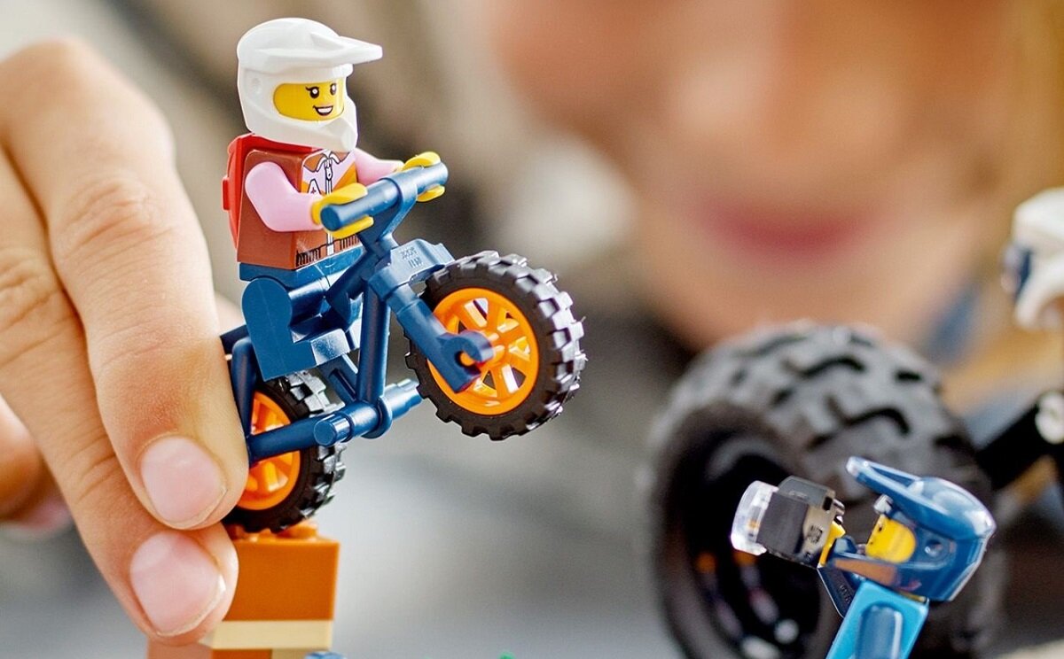 LEGO 60387 City Przygody samochodem terenowym z napędem 4x4 - niskie ...